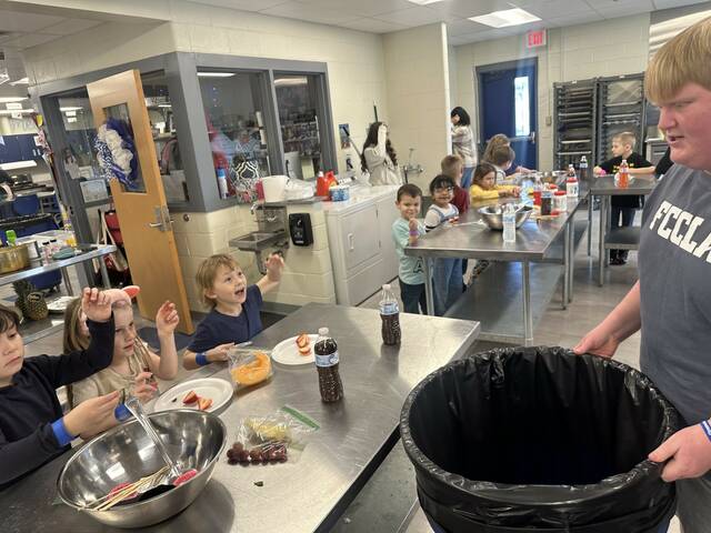 Straub students learn cooking skills | Ledger Independent - Maysville ...