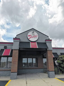 Maysville welcomes back a beloved classic: Frisch’s Big Boy returns ...